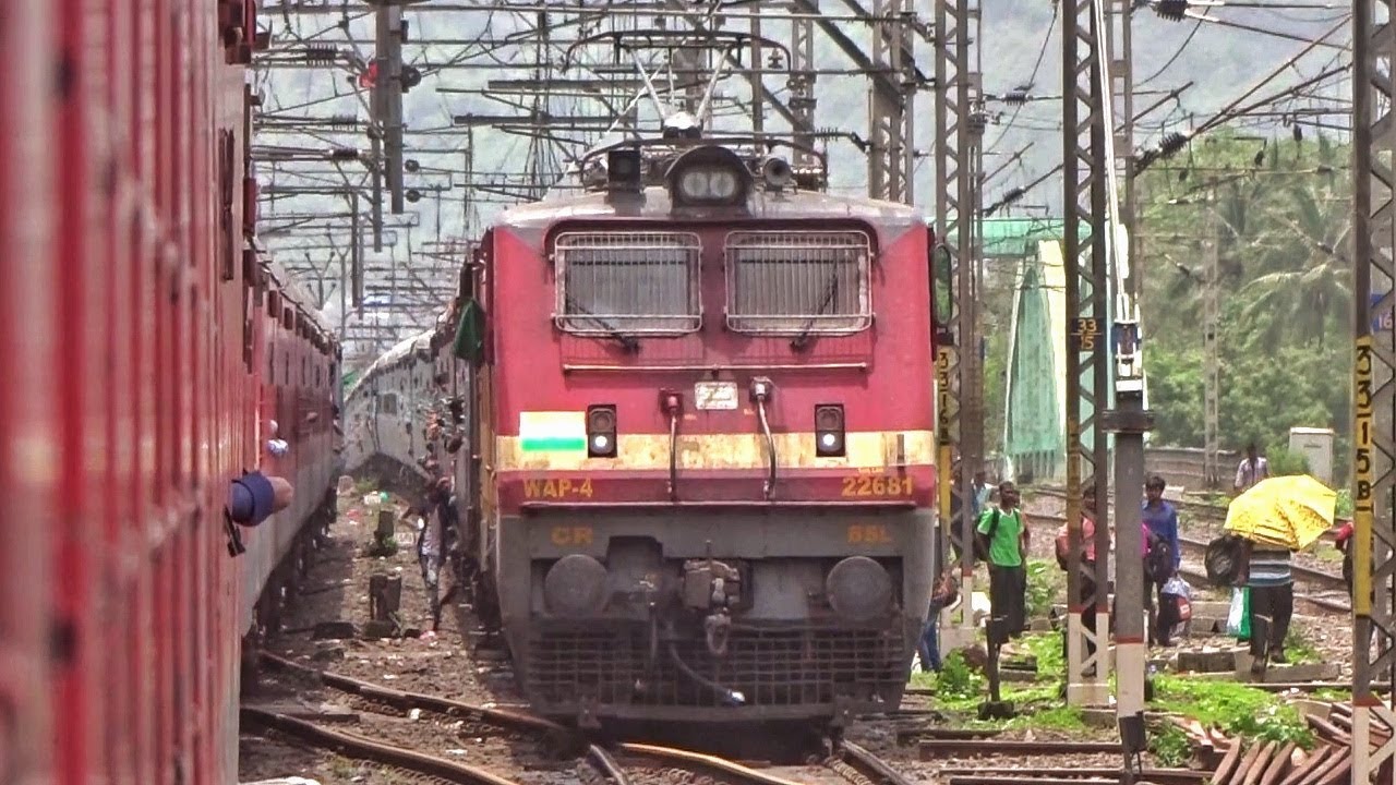 11011 LTT-NED Express Meets 12144 SLN-LTT Express At Thane Creek ...