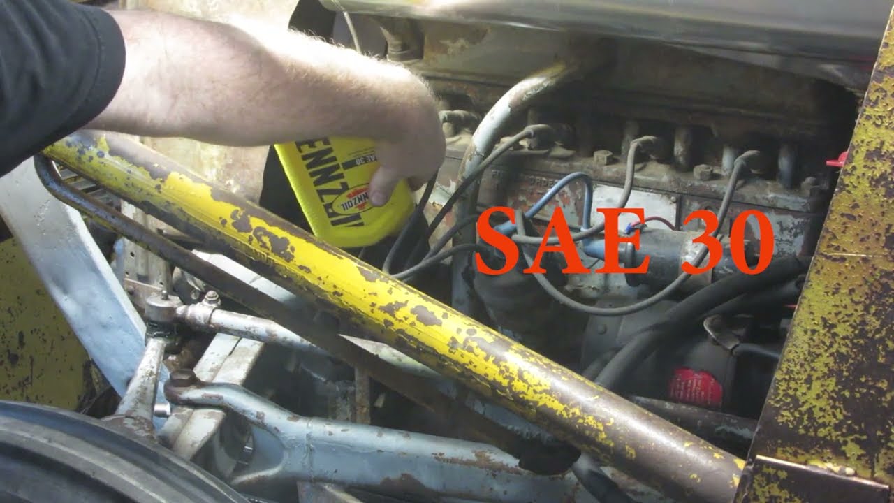 MASSEY FERGUSON T20 OIL CHANGE - YouTube