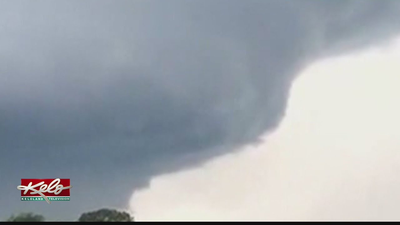 Rare anticyclonic tornado spotted in Deuel County - YouTube