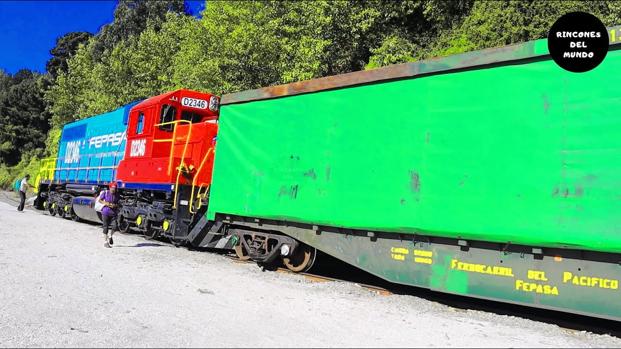 EL TREN MÁS LARGO DEL MUNDO - YouTube