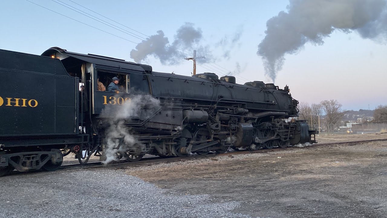 WMSR Steam Locomotive 1309 backs into Ridgeley Yard as C&O 1309 for the ...
