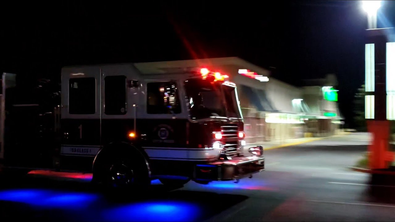 Hoover Fire Dept Engine 1 Responding to a Structure Fire 2021/09/2 ...