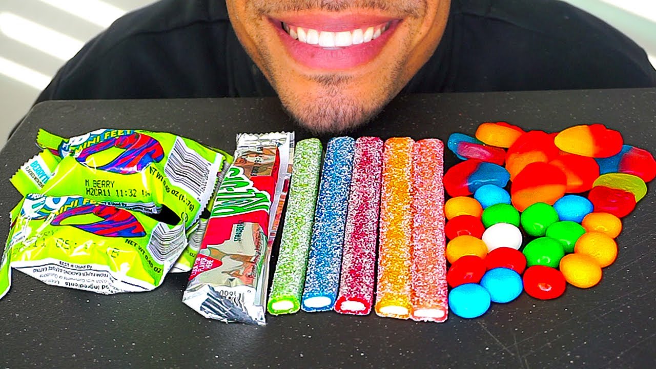 ASMR EATING CANDY MUKBANG JERRY FOOD TREATS PARTY AIRHEADS BITES BARS ...