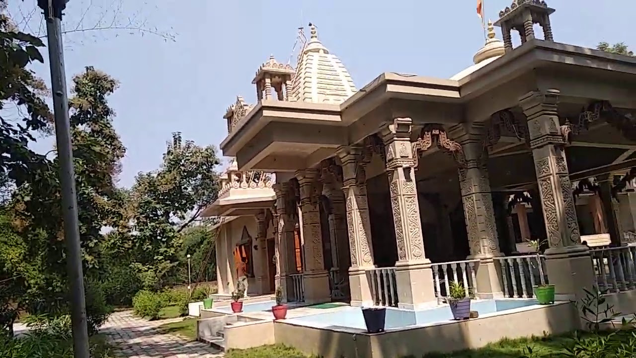 Hanumangi mandir devgadh baria avadati - YouTube