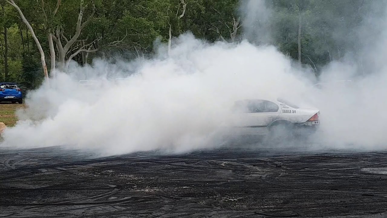Ford AU Take 2 Australia day burnouts 2019 - YouTube
