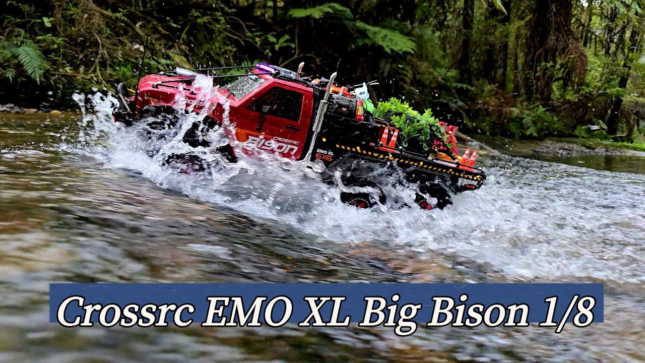 Crossrc EMO XL Big Bison 1/8 6X6 truck bush trailing and water bashing ...