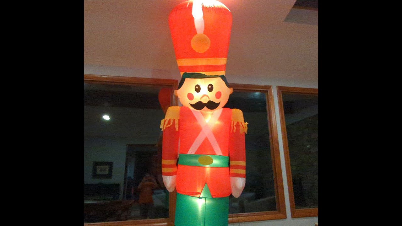 10 foot tall giant toy soldier inflatable review - YouTube