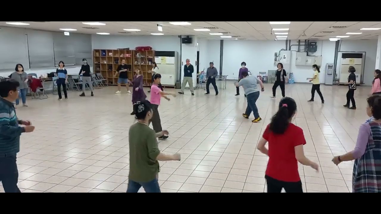 Shalna (Shalna Alicha) שלנה עליך祈願你平安（以 Israeli circle）Choreographer ...