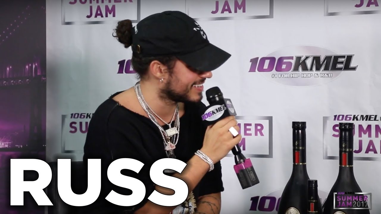 Russ talks with Shay Diddy and BIGVON backstage at SUMMER JAM 2017 ...