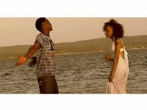 Nipe nafasi (Video) - Alpha ft Saynag ft Chombo.mpg