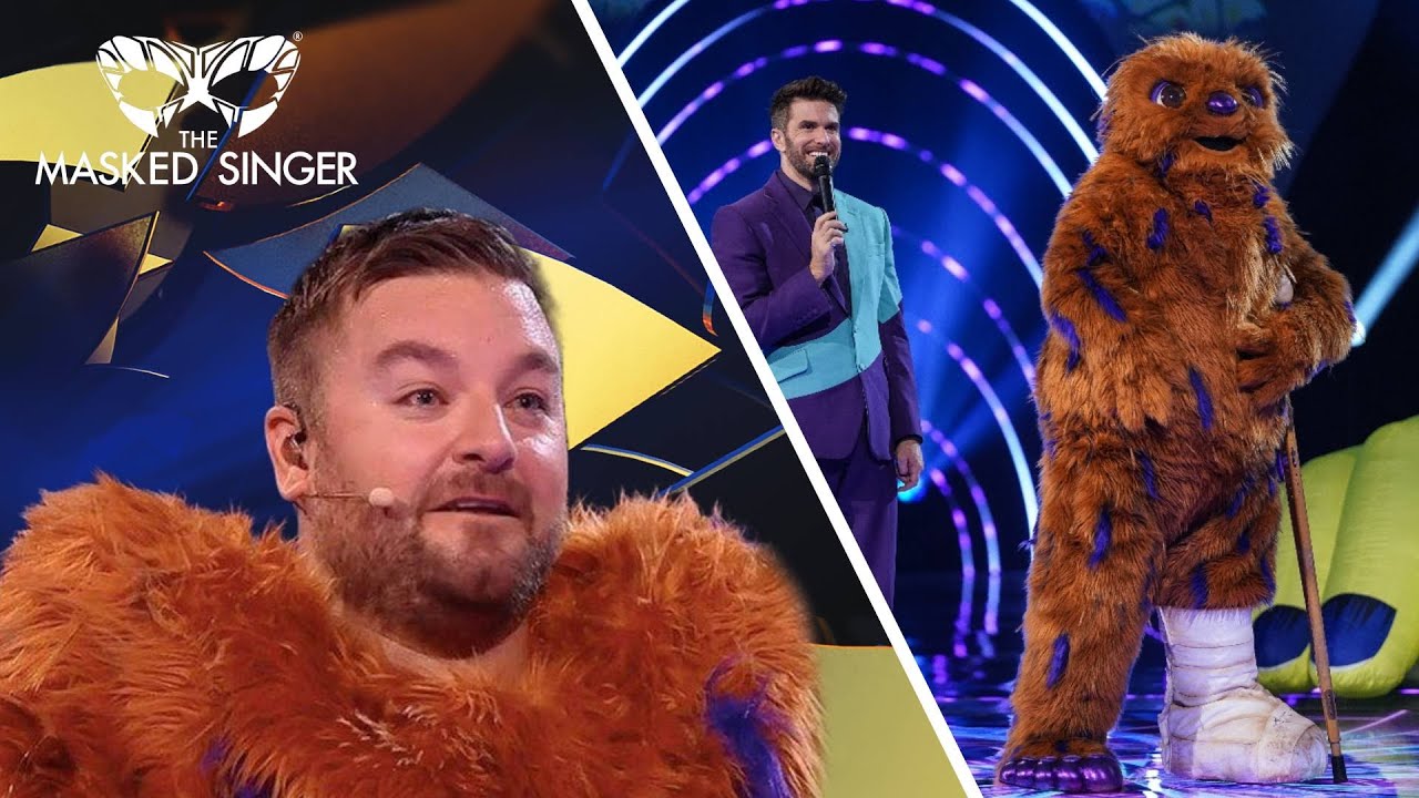 ALEX BROOKER CAN SING?! | THE MASKED SINGER UK - YouTube