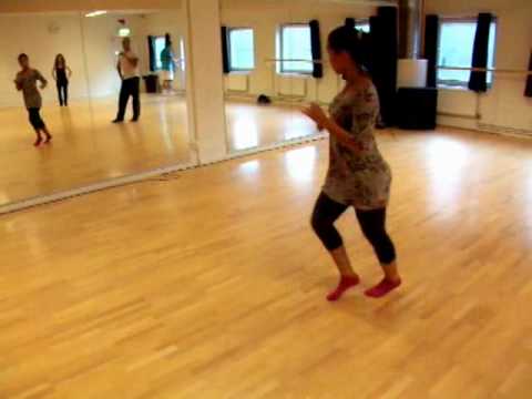Salsa Caleña basic steps - YouTube