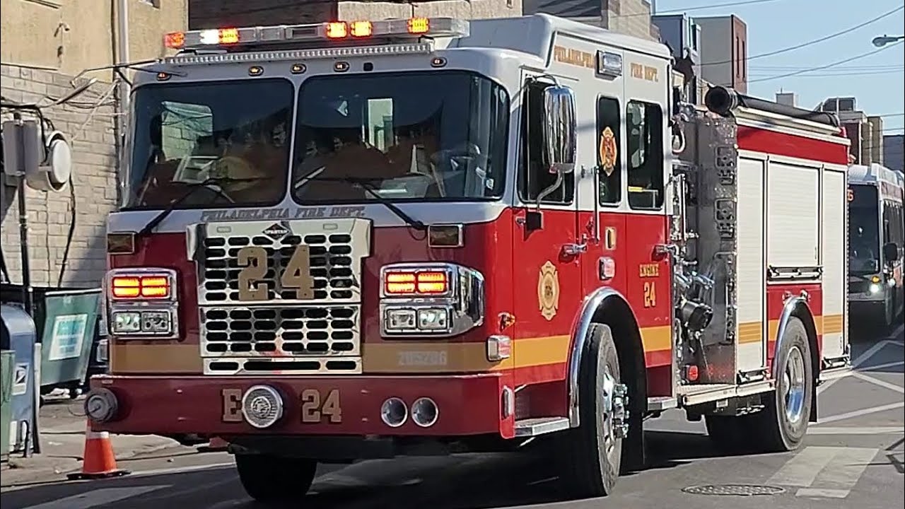 ⁴ᴷ PFD Engine 24 "The Federal Express" Responding (Q&Horn)⁴ - YouTube