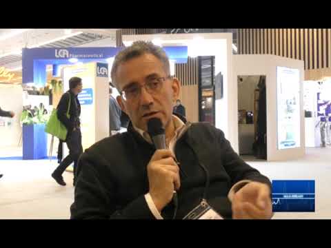 DR ERIC GIBERT RHUMATOLOGUE PARLE HYPNOSE AU 30EME CONGRES DE LA SFR