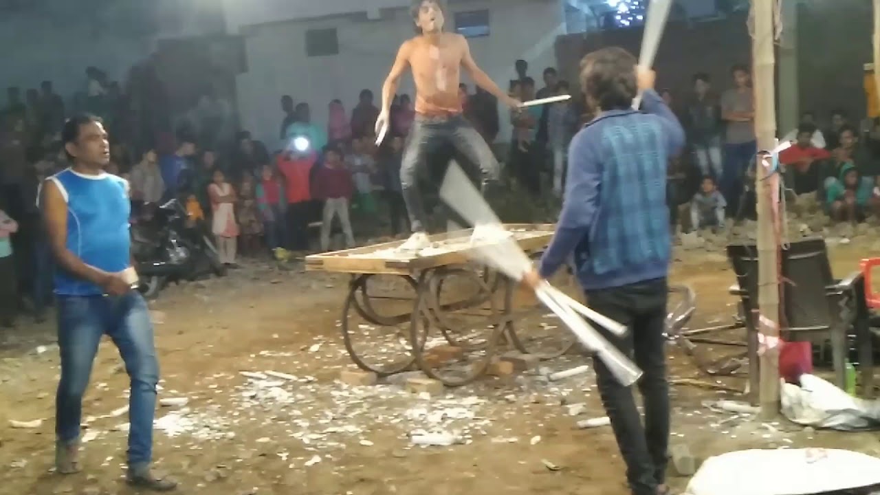 Desi sarkas - YouTube