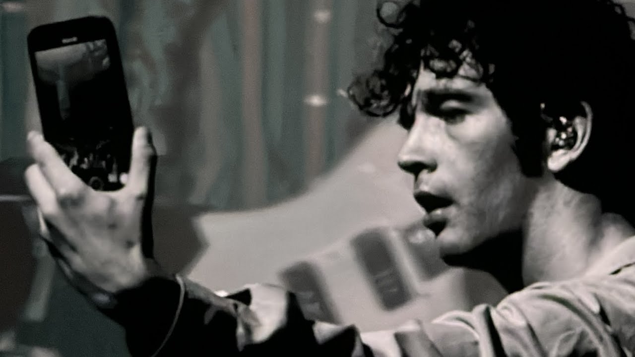 About you - 1975 live Singapore - YouTube