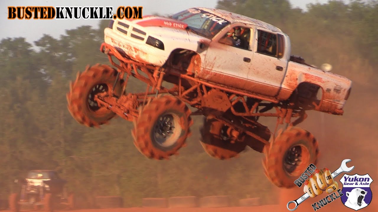 MUD STICK MEGA TRUCK FREESTYLE - YouTube