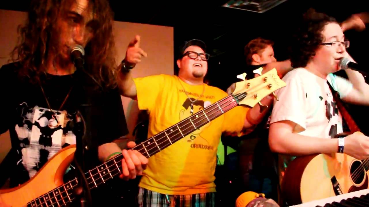 Dead Larry- Your Funky Friends - YouTube