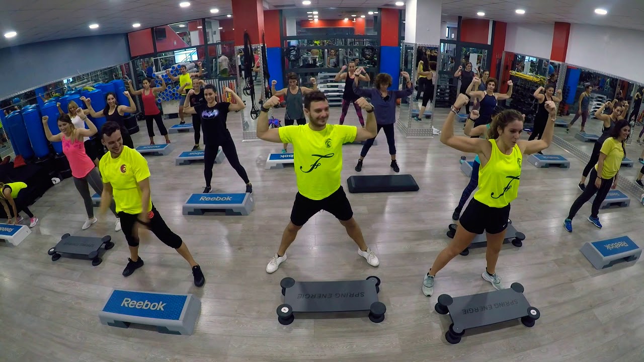 FITNESS FUN TEAM STEP - YouTube