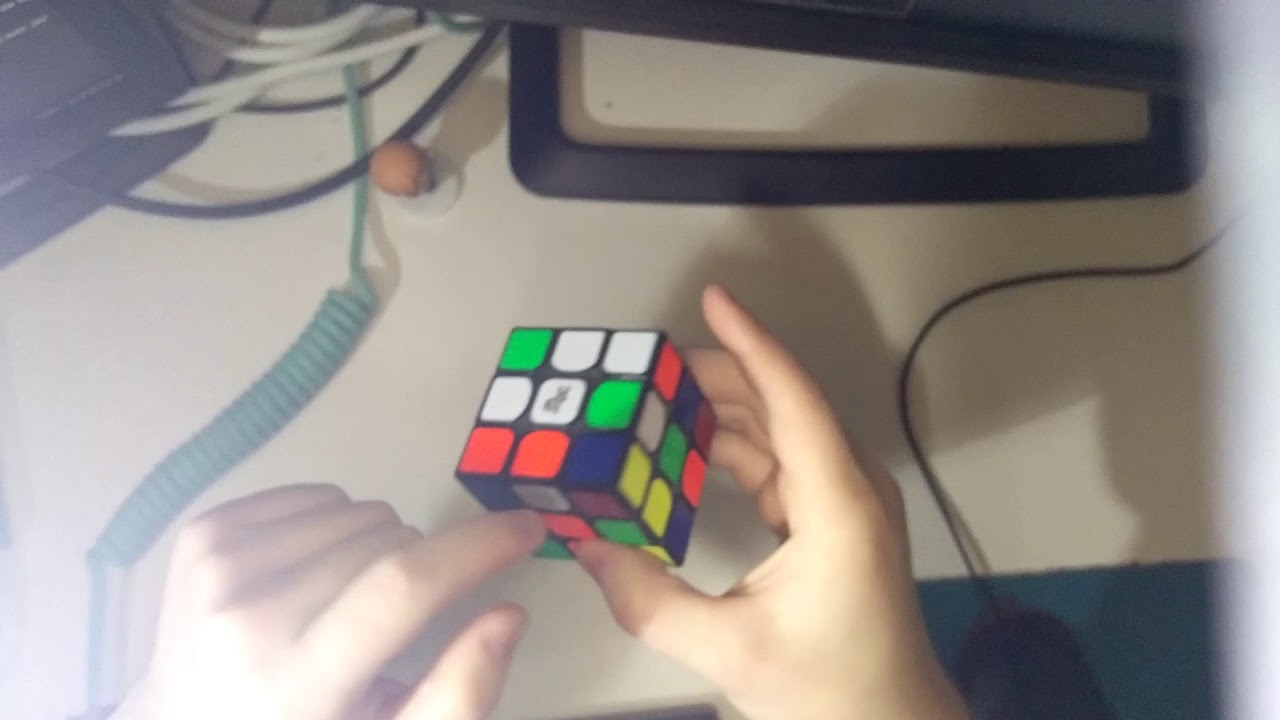 2020-01-09 swap two adjacent sides of the white cross on a 3x3 rubik's ...