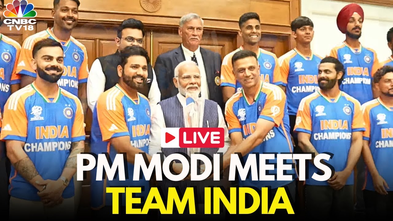 LIVE: PM Modi Meets Team India and Interacts with Rohit, Kohli, Dravid ...