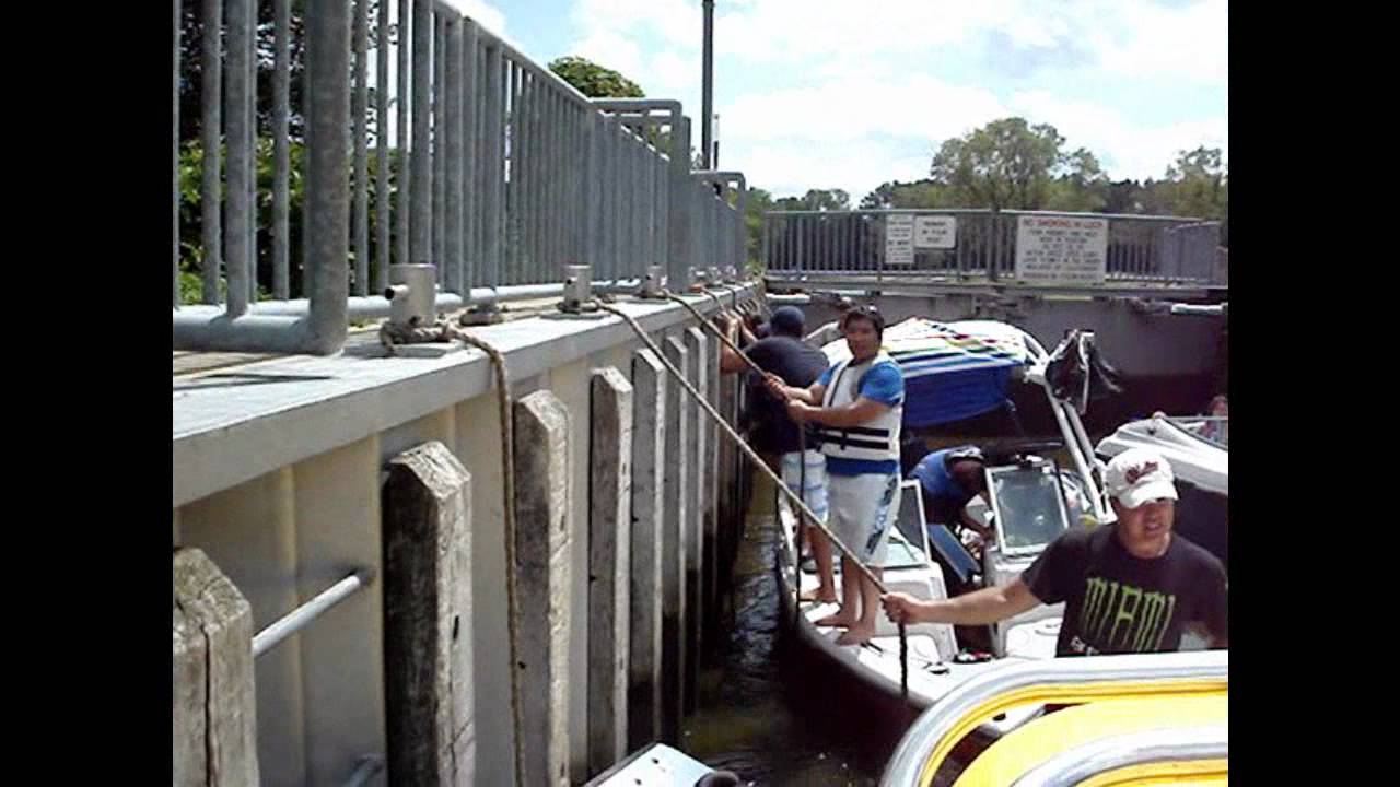 FOX RIVER LOCKS - YouTube