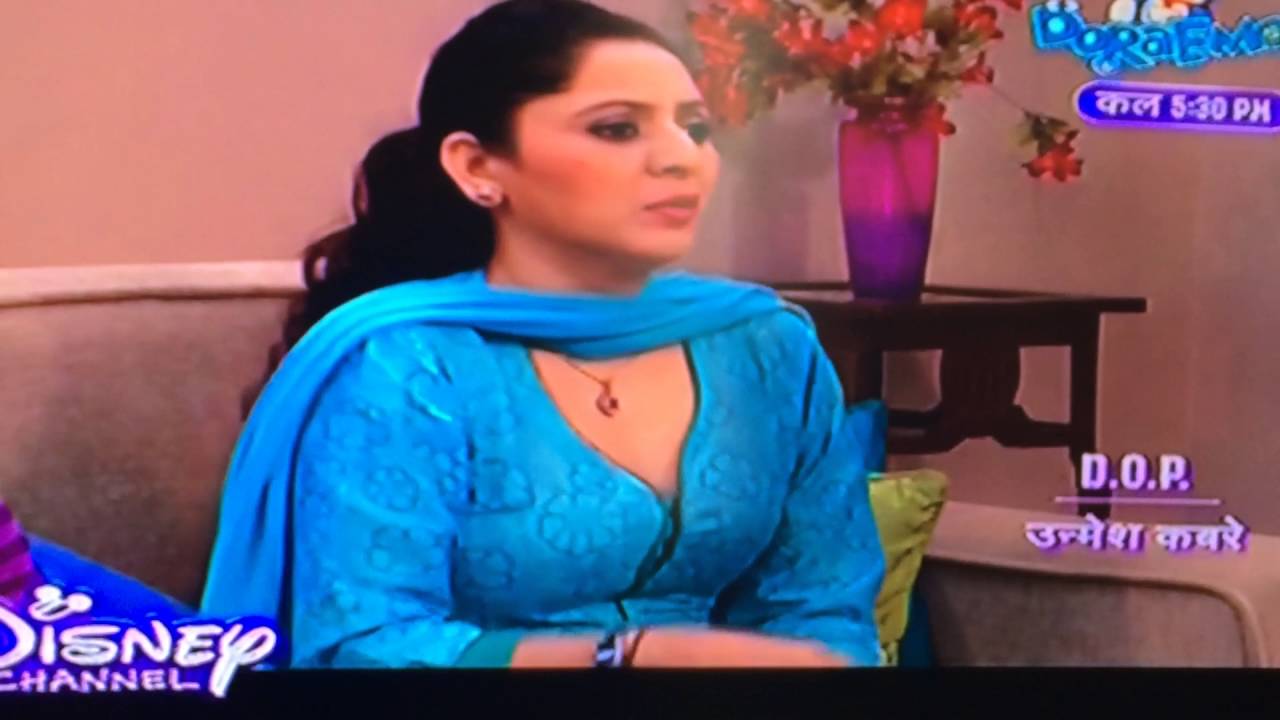 Kshitija saxena disney channel show goldie ahuja - YouTube