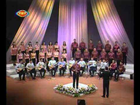 EFSANE MÜFTÜ ADNAN ZEKİ BIYIK TRT DE LAZ TÜRKÜSÜ OKUYOR-1995