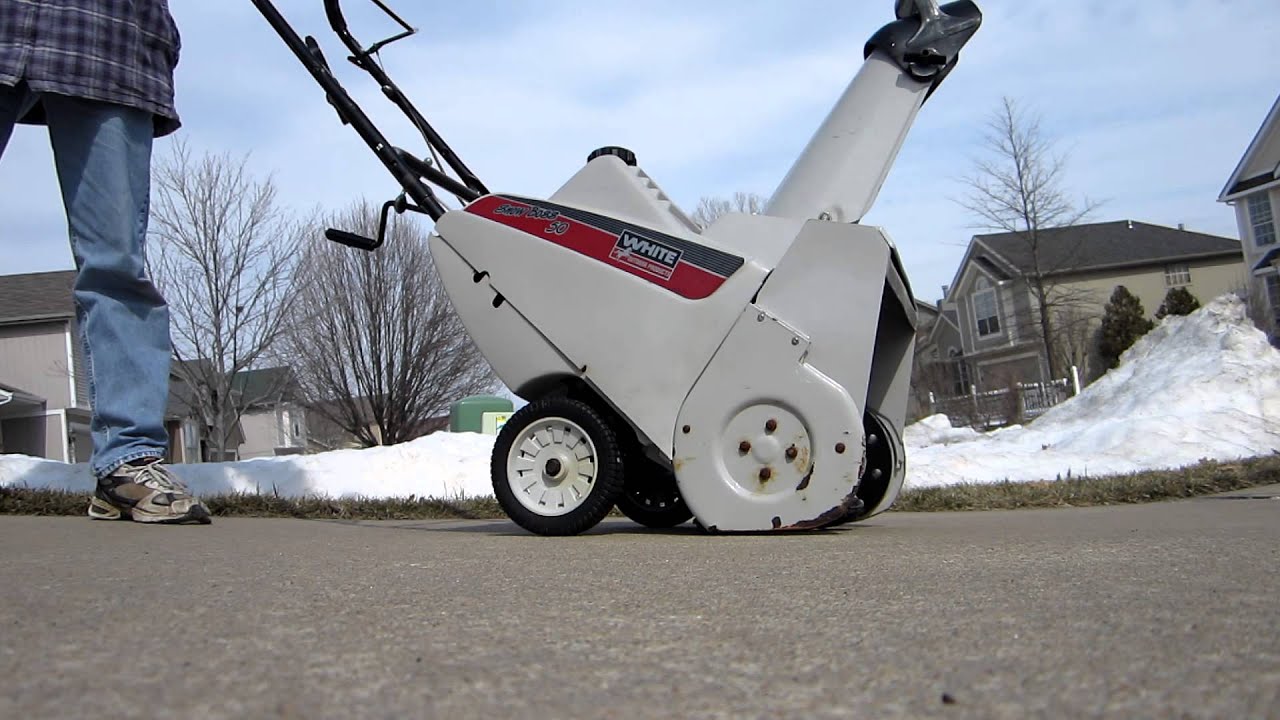 Snow Boss 50 Start Up - YouTube