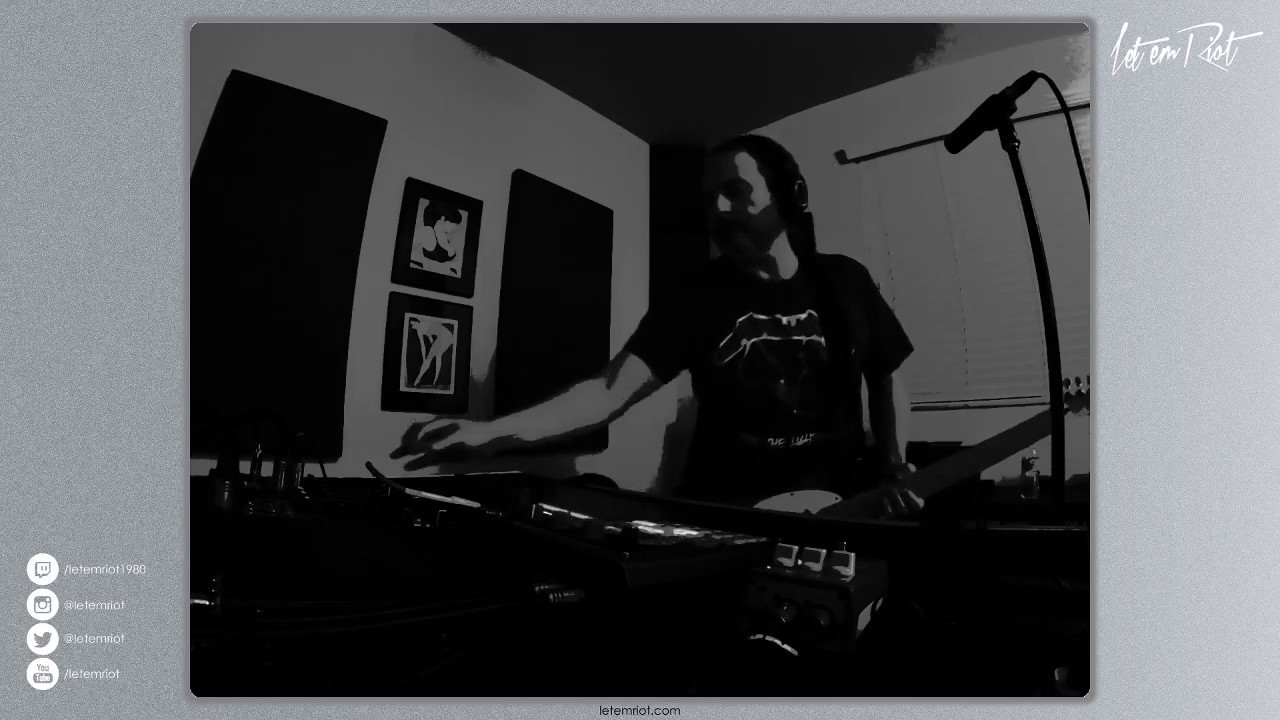 Let Em Riot - Live Performance on Nightride.FM April 30th 2020 - YouTube