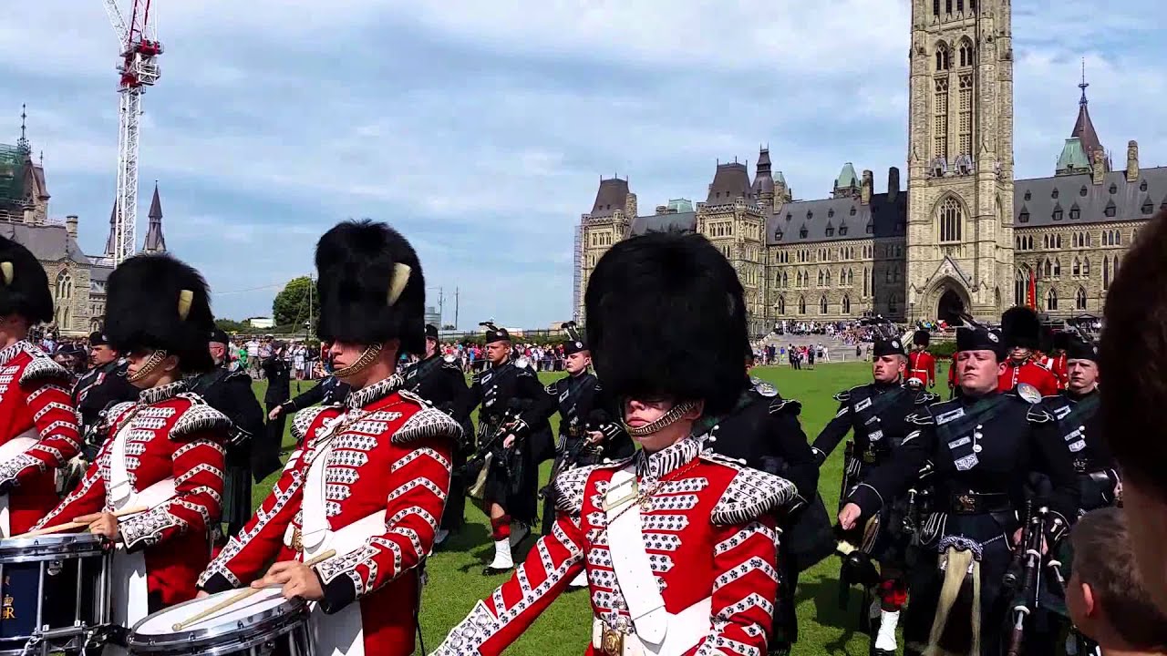 Changing of the guard - Parliament Hill - Ottawa - YouTube