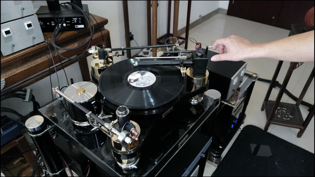 FFYX T202 air flotation turntable - YouTube