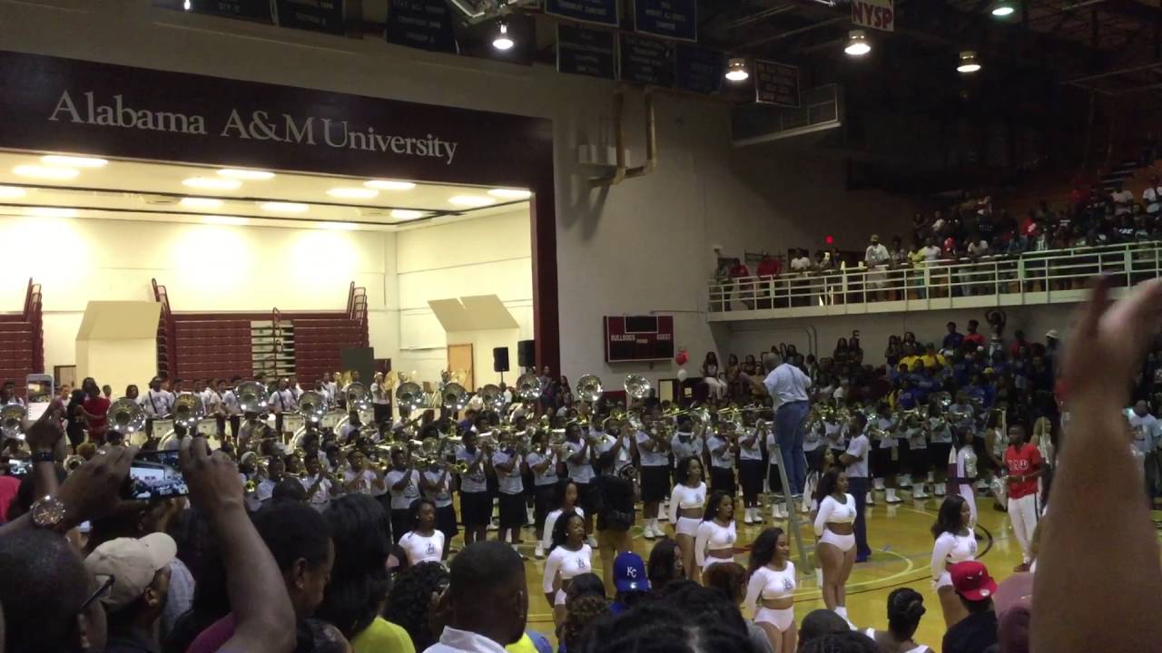AAMU "The Billboard March" vs PVAMU 2016 Gym Battle - YouTube