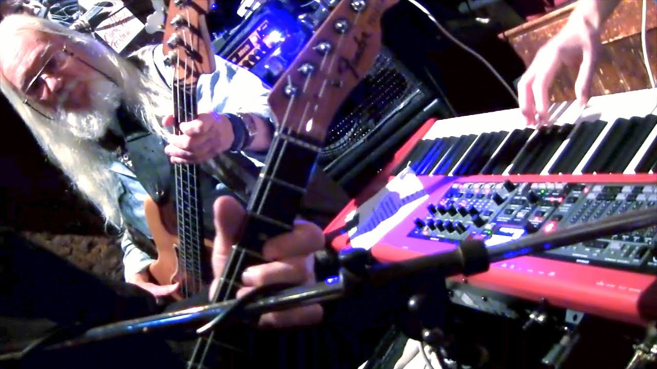 JOE O’CALLAGHAN & HOT GUITARS, ‘CAN’T KEEP IT UP’, CORK JAZZ WEEKEND ...