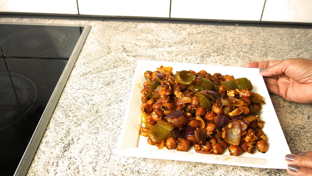 Soyabean Chilli Recipe - Soya Chunks Manchurian Recipe - Soya Chilli ...