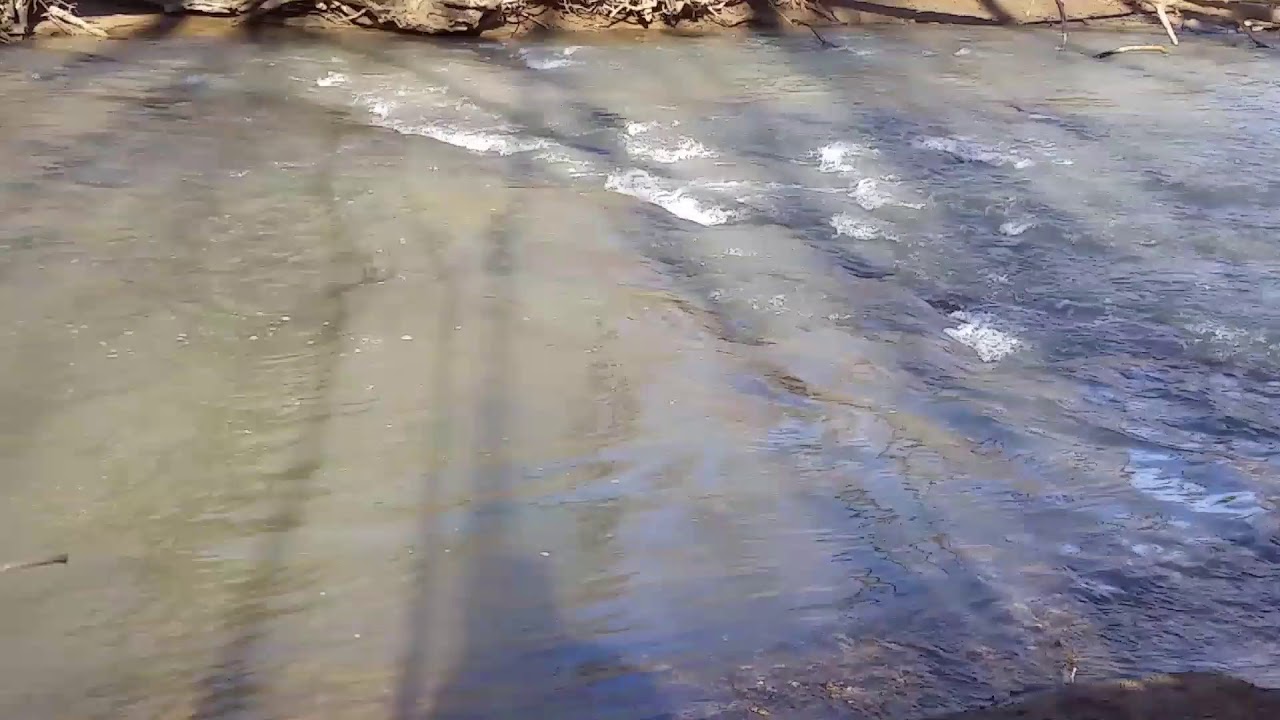 30 Second Nature Rippling Stream - YouTube