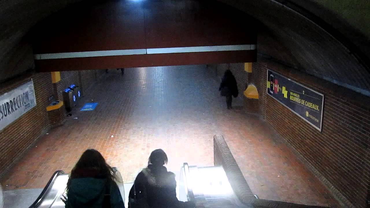 Montreal Metro-Station Snowdon - YouTube