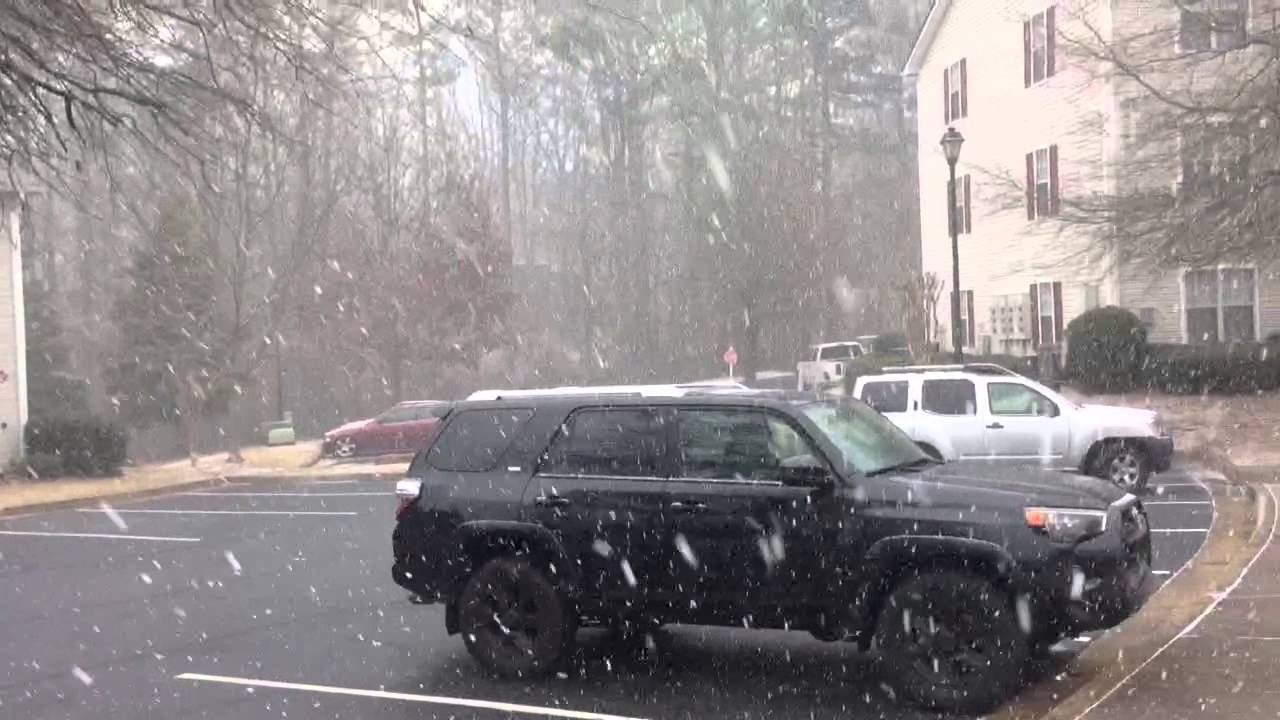 Snow burst in Kennesaw, Georgia - YouTube