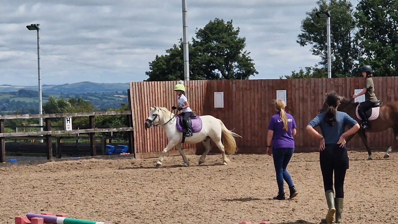 Horse Riding SOLO for the FIRST TIME! Pony Club Charlotte at Pevlings ...