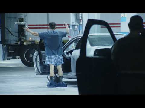 Santa Clarita, CA: Stolen Vehicle Suspect Loses Pants Amid Gunpoint Detention