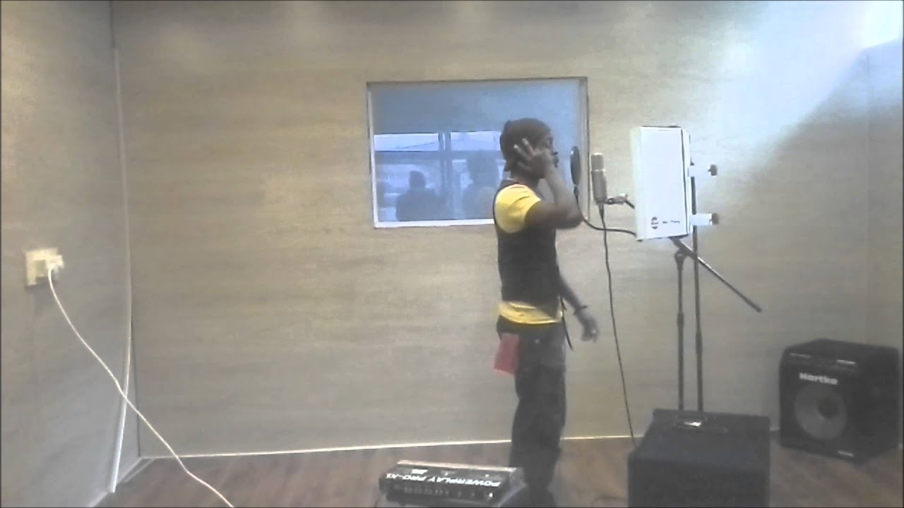 LM Fidem making dubplate for Bish Yesehaq - YouTube