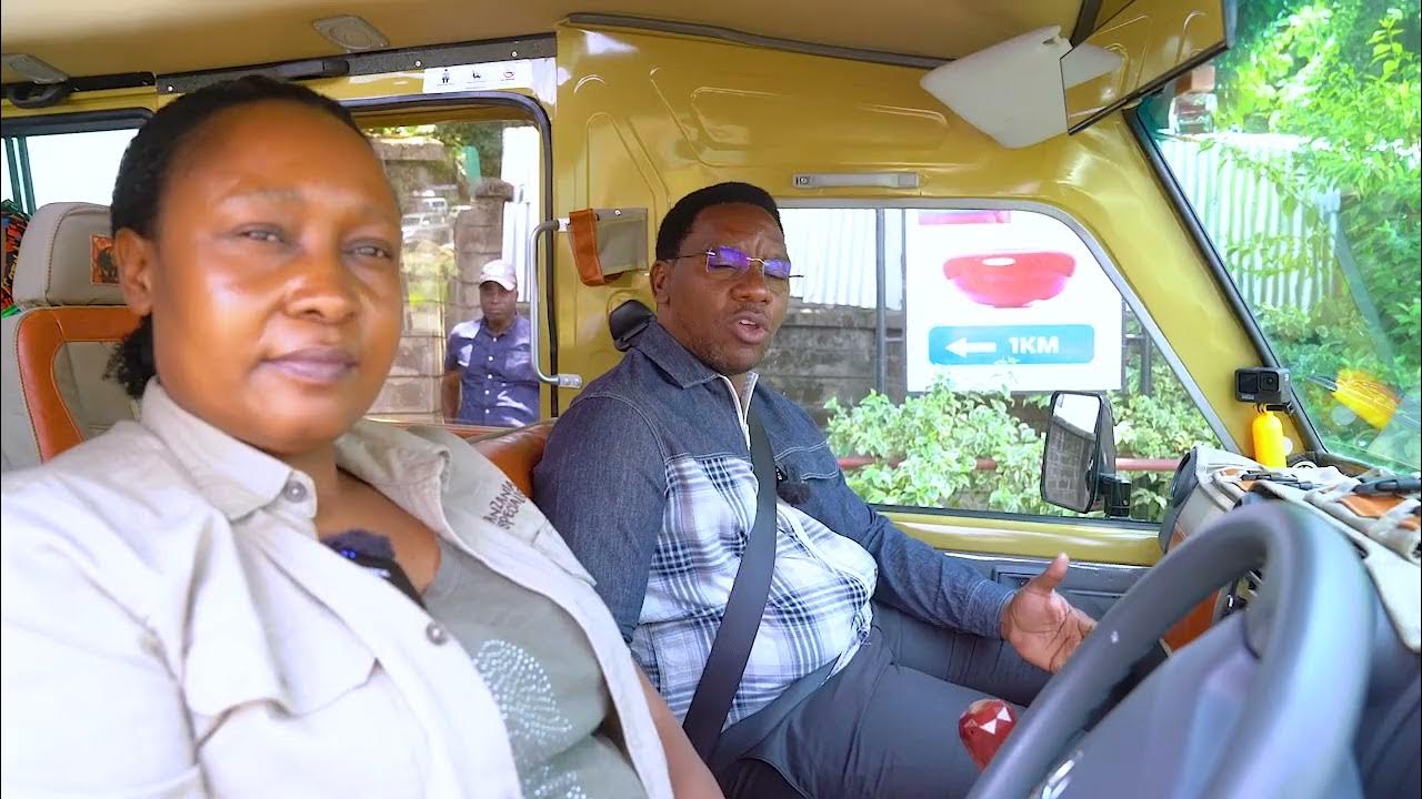 MWANAMKE ANAENDESHA MAGARI YA UTALII AKIMWENDESHA RC MAKONDA ARUSHA - YouTube