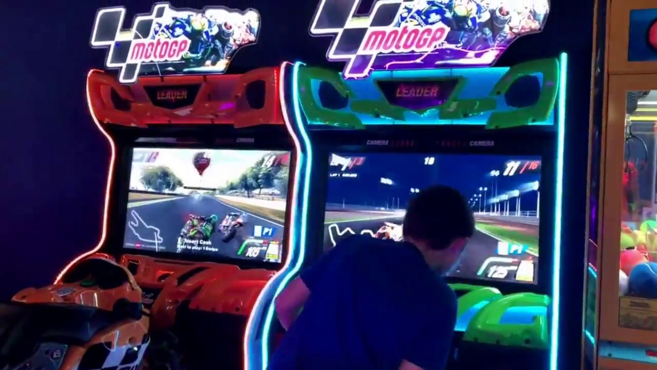 Hard Rock Universal Studios Arcade / Game Room in Orlando, Florida ...