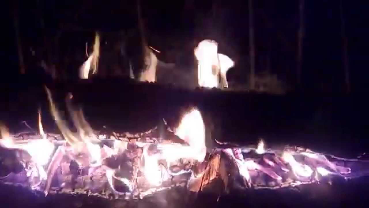 A Small Finnish Rakovalkea Gap Fire - YouTube