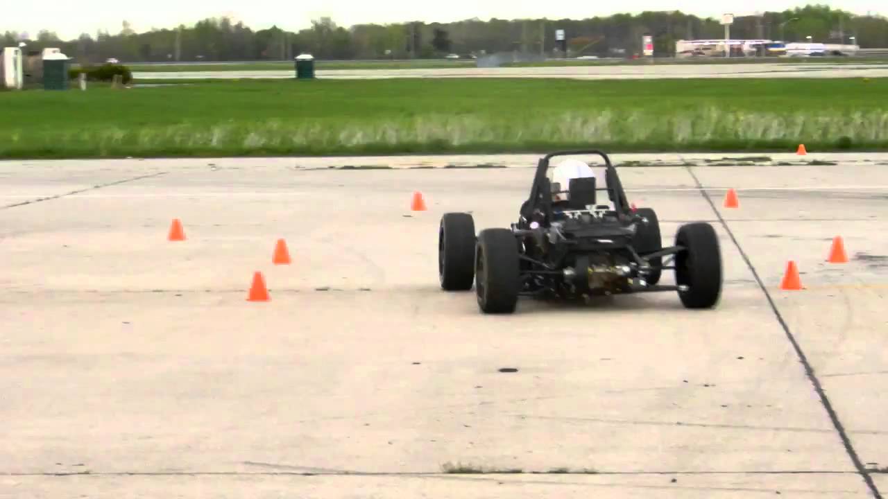 Purdue Formula SAE - 2011 Skidpad Testing #2 - YouTube