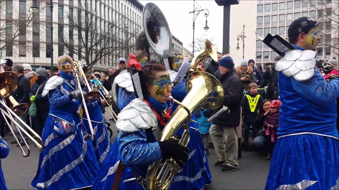 15. Berliner Karnevals- / Faschingszug am Kudamm 2017 HD - YouTube