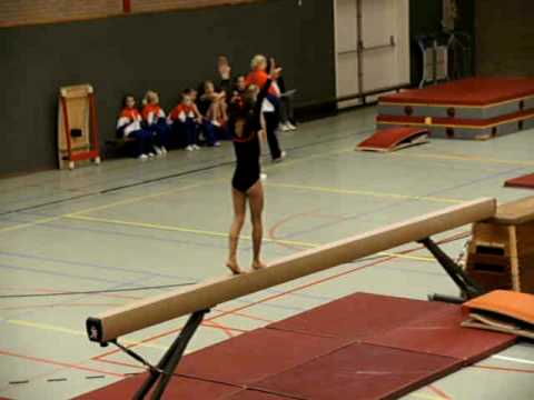Nina turnwedstrijd 2