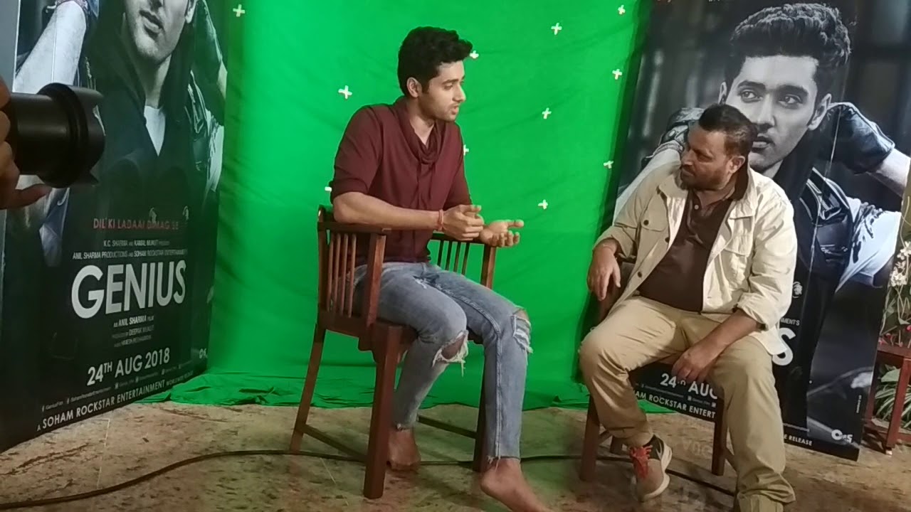 UTKARSH'S INTERVIEW WITH HIS FATHER, PRODUCER & DIRECTOR ANIL SHARMA ...