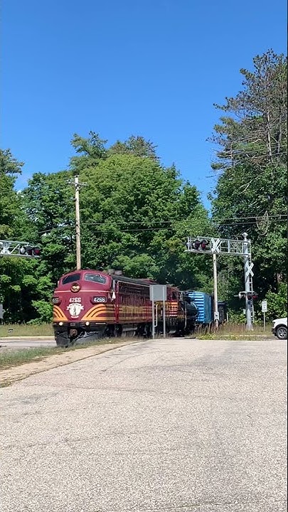 CSRR 4266 at the Route 302 Crossing in North Conway, NH (2020 Railfan’s Weekend | September 5 ...