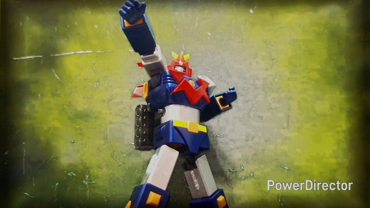 Voltes V, Let's Volt In. Stop Motion transformation sequence. - YouTube